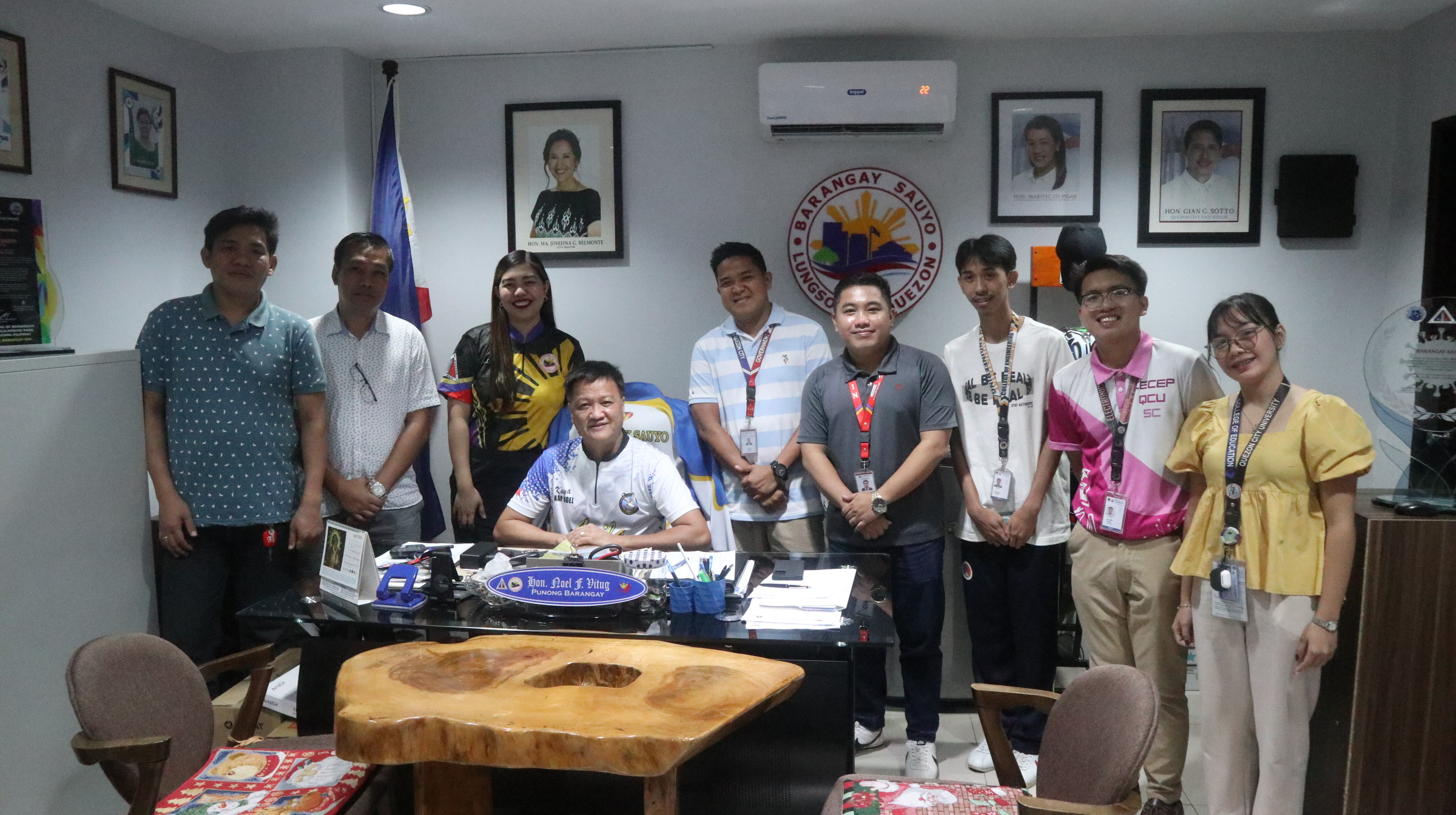 QCU and Barangay Sauyo Strengthen Collaboration through Project Karunungan on Wheels – Quezon ...